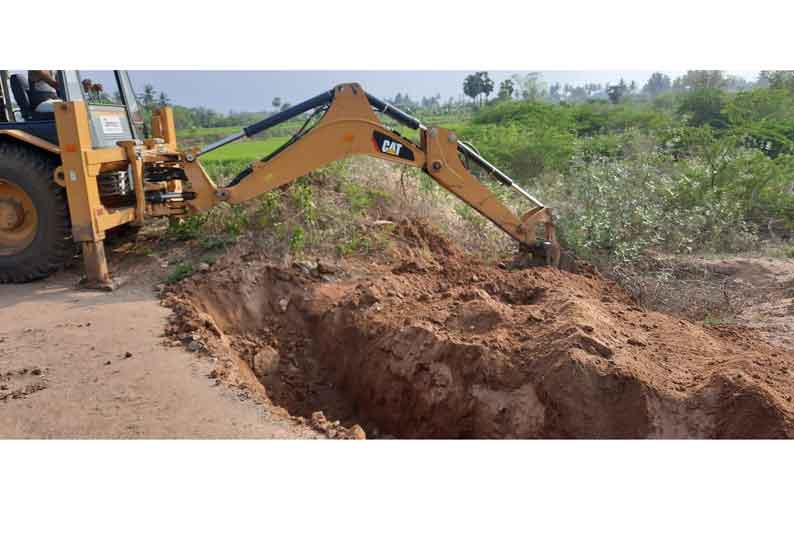 Giant ditch in 4 places to prevent | செய்யாற்றில் மணல் கடத்தலை தடுக்க 4 ...