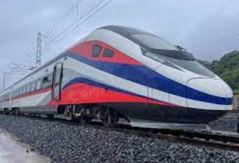 China launches its first cross-border BRI train with Laos | சீனாவில் ...