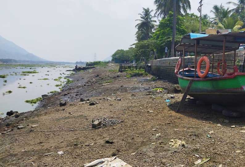 Water discharge at Poolampatti gate | பராமரிப்பு பணிக்காக பூலாம்பட்டி ...