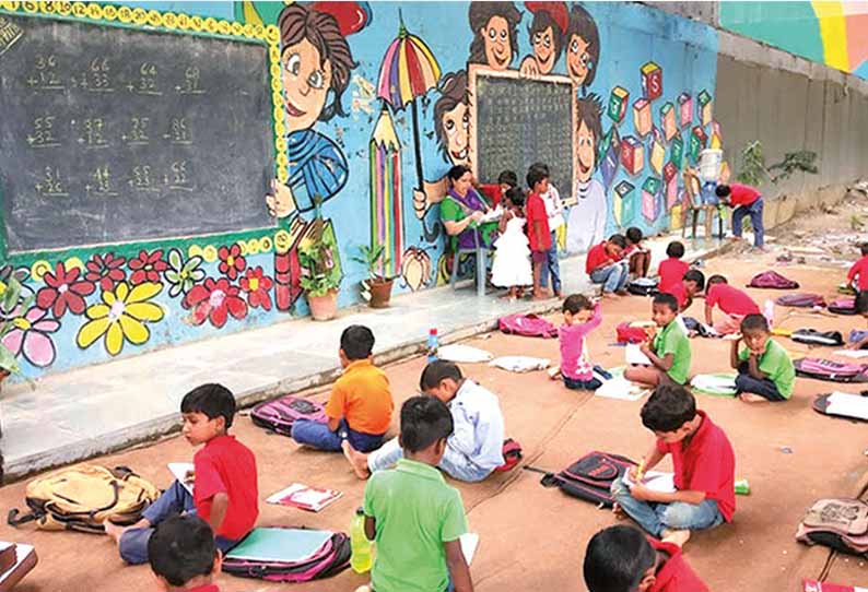 Ballet school under the flyover ..! | மேம்பாலத்திற்கு கீழே நடக்கும் பலே ...