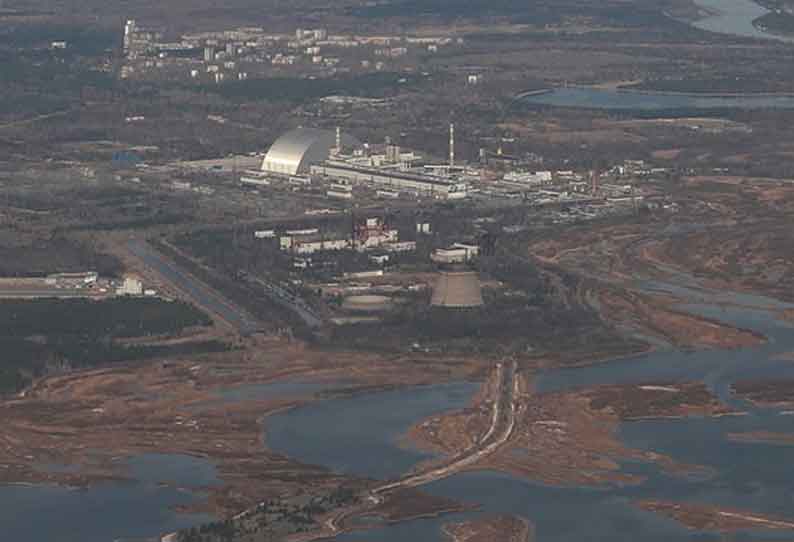 Radiation risk due to damage in power line of Chernobyl nuclear reactor ...